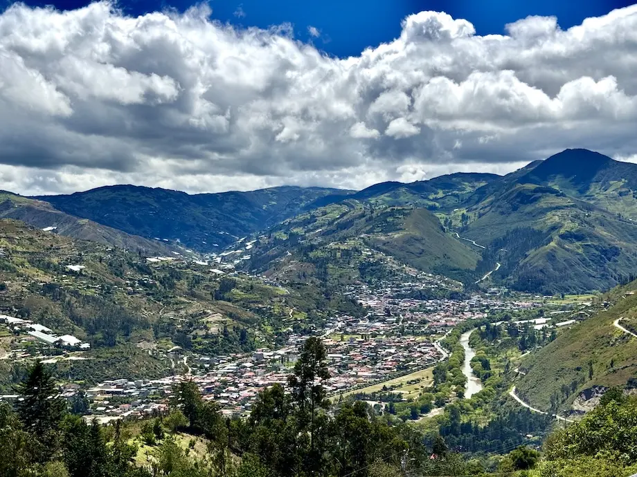 Private mountain, Paute sanctuary has pool, sauna, jacuzzi, 2 terraces ...